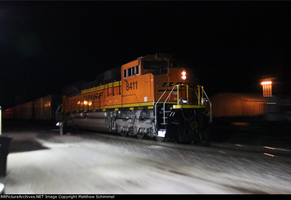 BNSF 8411 - DPU